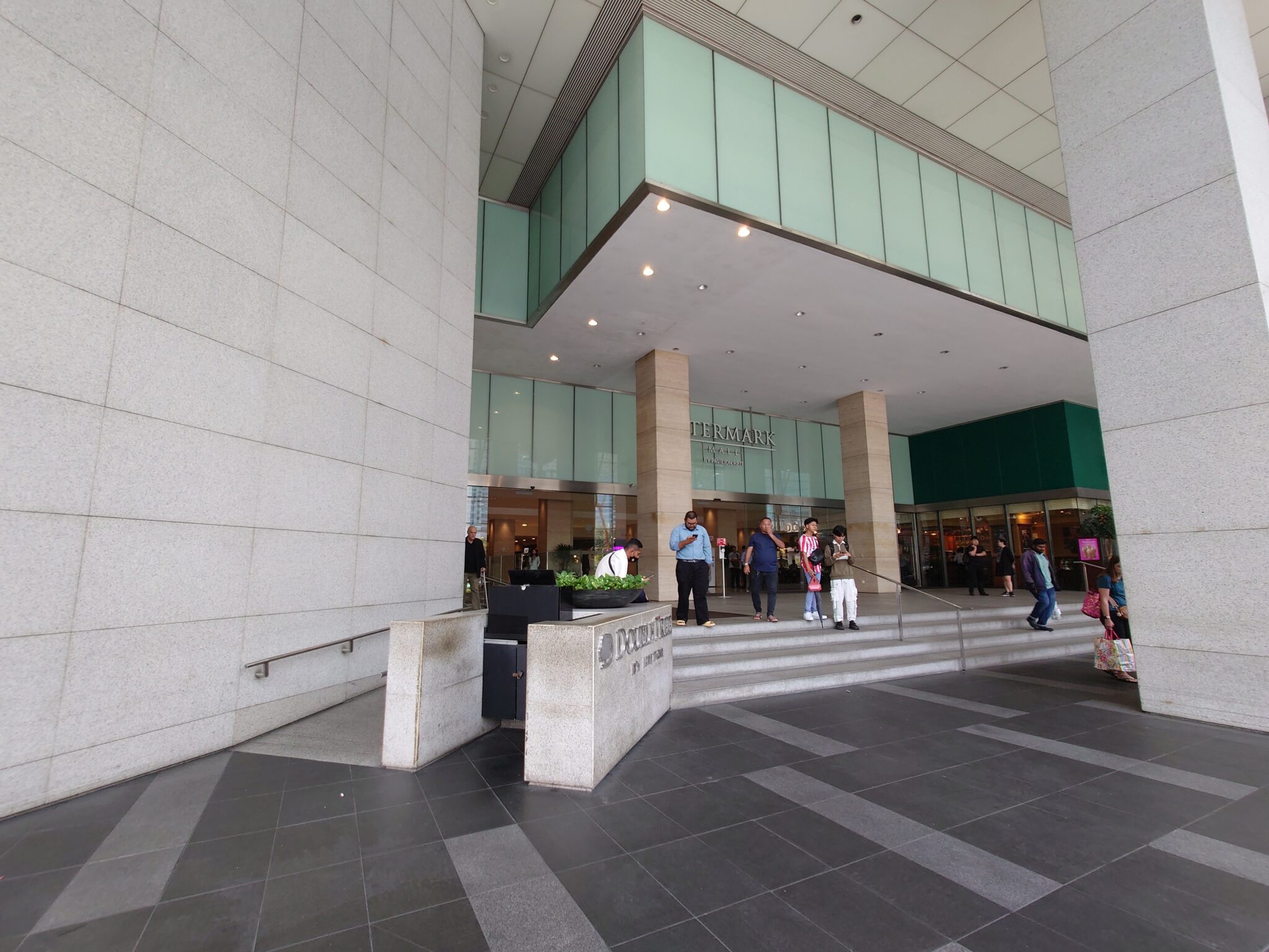 Intermark Mall入り口